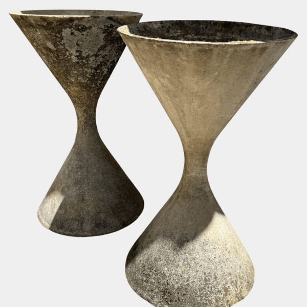 Willy Guhl Extra Large Hourglass Planter – Kier Design Interiors