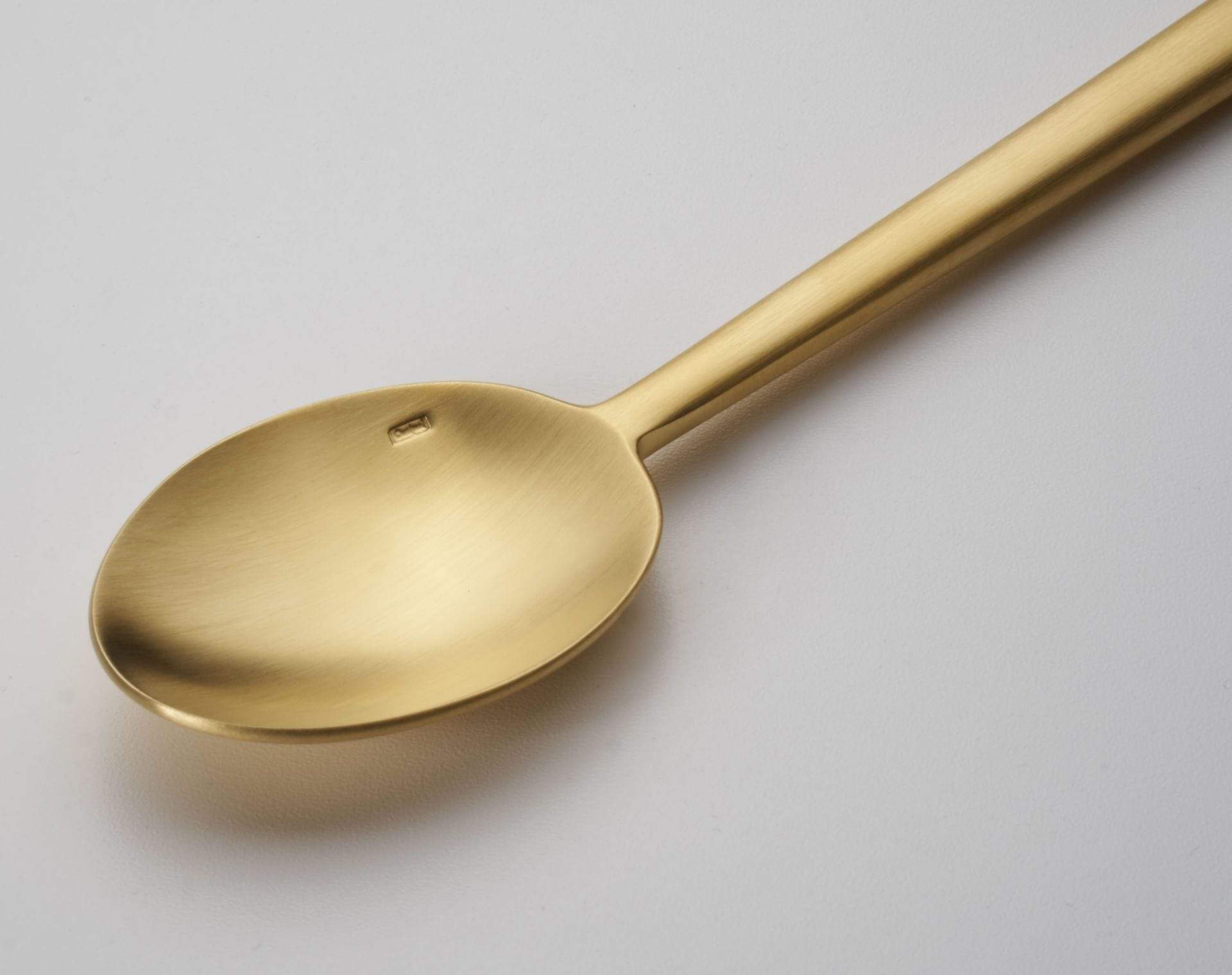 Modern Matte Gold 5-Piece Place Setting – Kier Design Interiors
